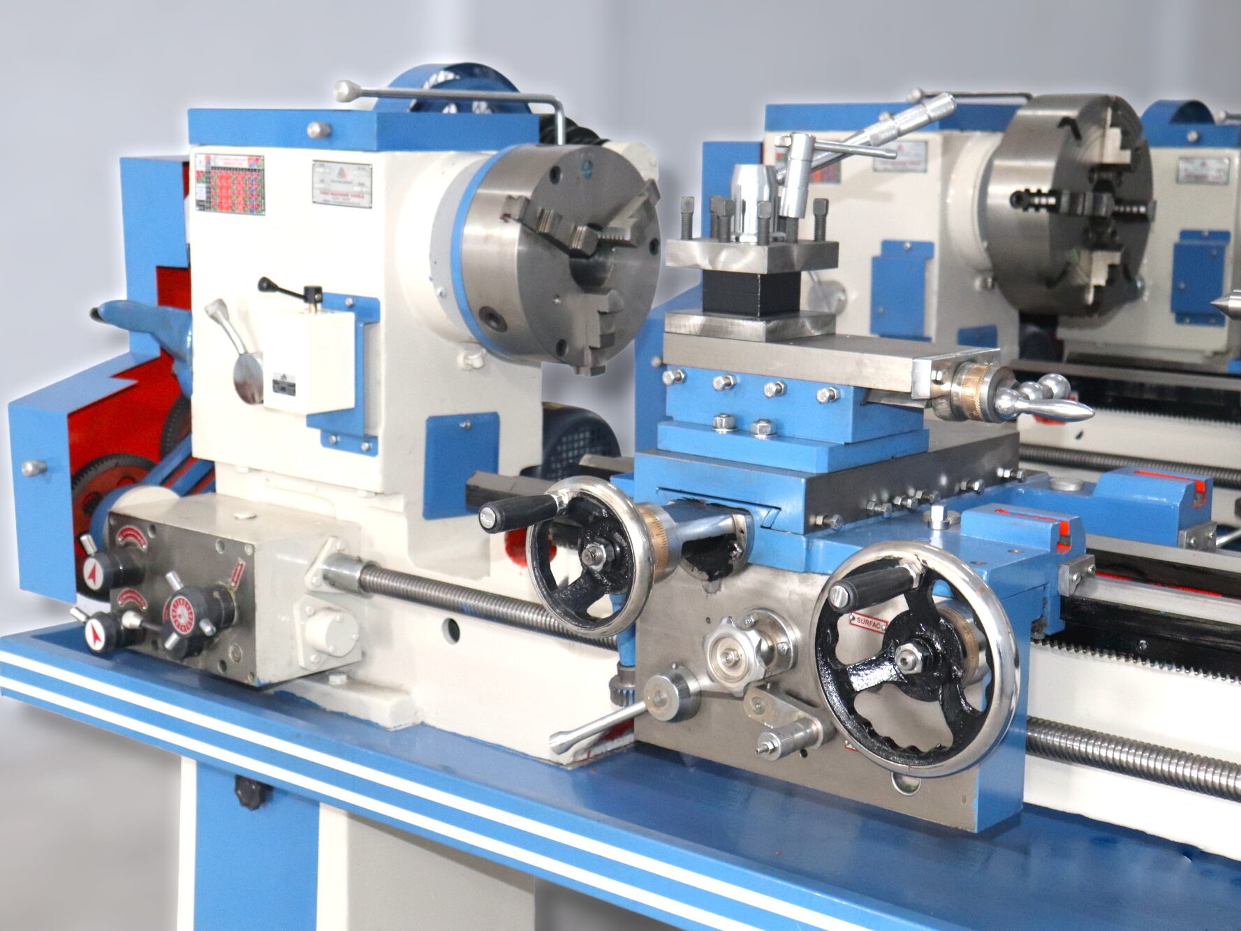 Medium Duty Lathe Machine – Yogi Machine Tools